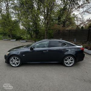 Pelēks Lexus LS 250 2007 Klaipėda, ar dzinēja tilpumu 2.50 L un nobraukumu 232 tūkst. km par 4900 €, foto 4 vietnē AUTOMOTO.COM.LV