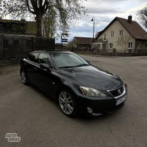 Pelēks Lexus LS 250 2007 Klaipėda, ar dzinēja tilpumu 2.50 L un nobraukumu 232 tūkst. km par 4900 €, foto 8 vietnē AUTOMOTO.COM.LV