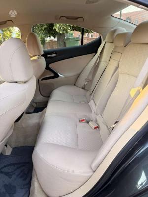 Pelēks Lexus LS 250 2008 Kauņa, ar dzinēja tilpumu 2.50 L un nobraukumu 206 tūkst. km par 5900 €, foto 8 vietnē AUTOMOTO.COM.LV