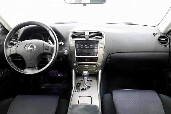 Серый Лексус LS 250 2008 в Таллин, объемом двигателя 2.50 л и пробегом 233 тыс. км за 3499 €, фото 5 на AUTOMOTO.COM.LV