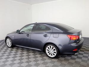 Серый Лексус LS 250 2008 в Таллин, объемом двигателя 2.50 л и пробегом 233 тыс. км за 3499 €, фото 13 на AUTOMOTO.COM.LV