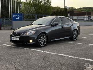 Pelēks Lexus LS 250 2009 Viļņa, ar dzinēja tilpumu 2.50 L un nobraukumu 214 tūkst. km par 5400 €, foto  vietnē AUTOMOTO.COM.LV