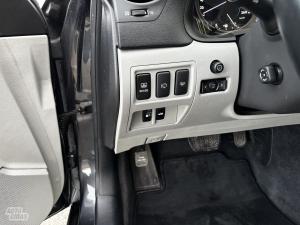 Grey Lexus LS 250 2009 in Vilnius, with an engine capacity of 2.50 L and mileage of 214 thousand km for 5400 €, photo 12 on AUTOMOTO.COM.LV