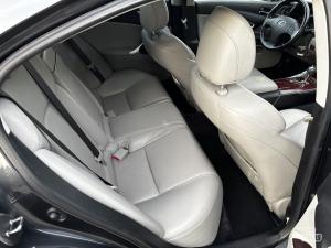 Grey Lexus LS 250 2009 in Vilnius, with an engine capacity of 2.50 L and mileage of 214 thousand km for 5400 €, photo 20 on AUTOMOTO.COM.LV