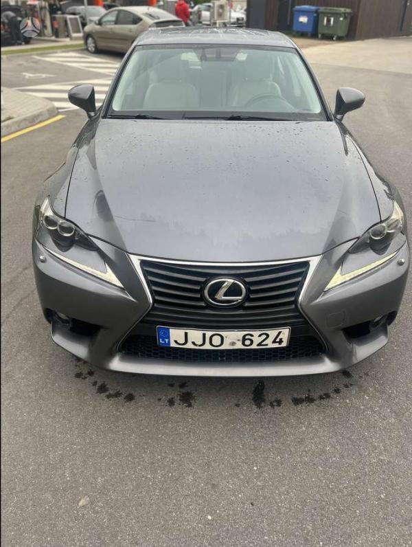 Grey Lexus LS 250 2014 in Vilnius, with an engine capacity of 2.49 L and mileage of 197 thousand km for 11200 €, photo 1 on AUTOMOTO.COM.LV