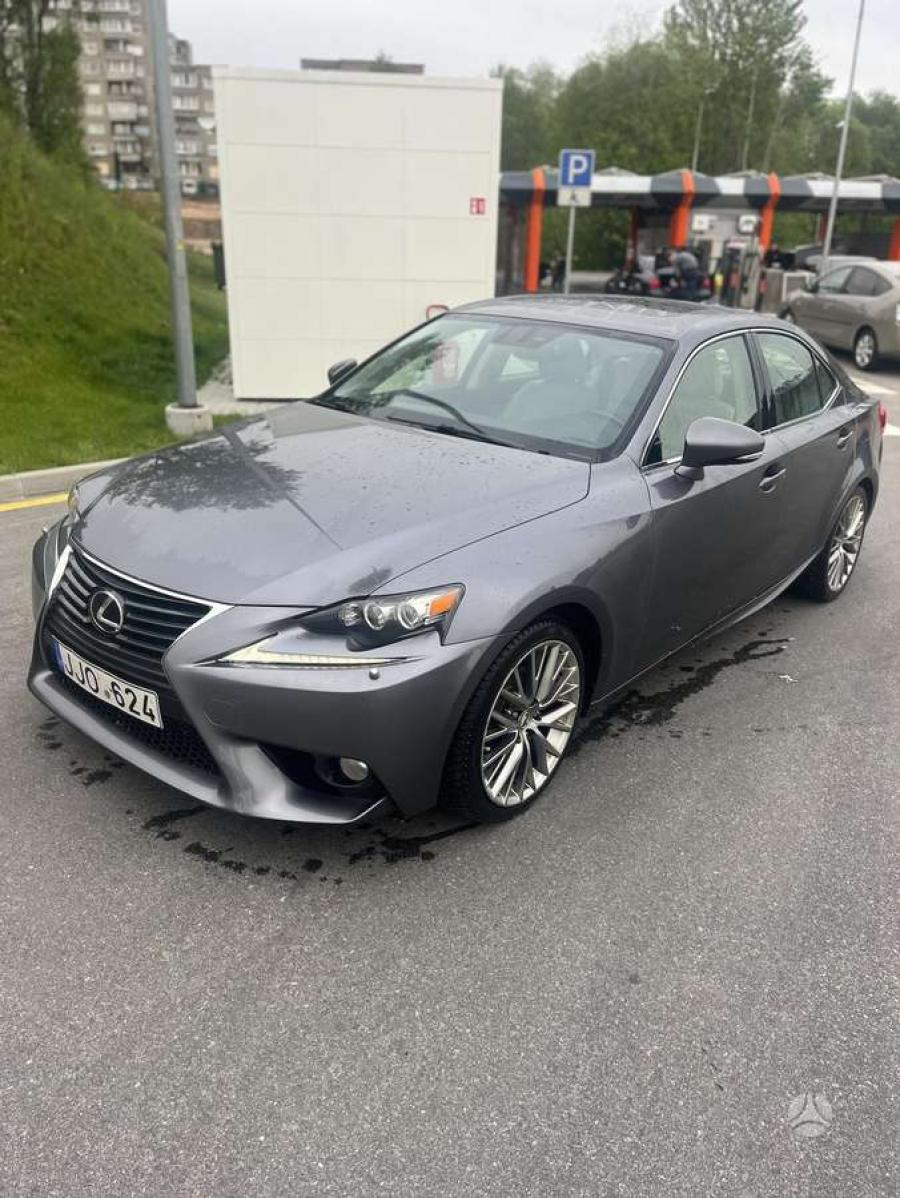 Pelēks Lexus LS 250 2014 Viļņa, ar dzinēja tilpumu 2.49 L un nobraukumu 197 tūkst. km par 11200 €, foto 3 vietnē AUTOMOTO.COM.LV