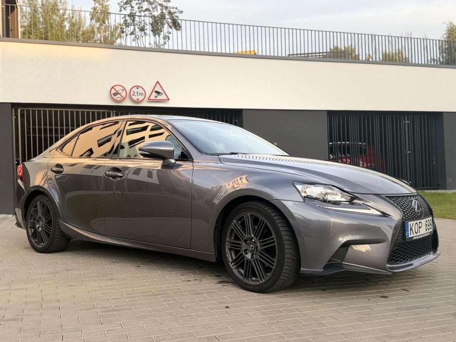 Pelēks Lexus LS 250 2014 Viļņa, ar dzinēja tilpumu 2.50 L un nobraukumu 133 tūkst. km par 14000 €, foto 8 vietnē AUTOMOTO.COM.LV