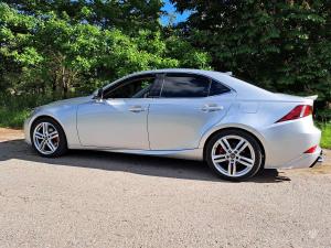Grey Lexus LS 250 2014 in Siauliai, with an engine capacity of 2.50 L and mileage of 139 thousand km for 13200 €, photo  on AUTOMOTO.COM.LV