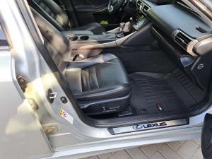 Pelēks Lexus LS 250 2014 Šauļi, ar dzinēja tilpumu 2.50 L un nobraukumu 139 tūkst. km par 13200 €, foto 11 vietnē AUTOMOTO.COM.LV