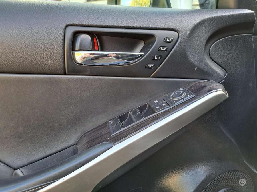 Pelēks Lexus LS 250 2014 Šauļi, ar dzinēja tilpumu 2.50 L un nobraukumu 139 tūkst. km par 13200 €, foto 16 vietnē AUTOMOTO.COM.LV
