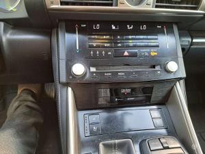 Pelēks Lexus LS 250 2014 Šauļi, ar dzinēja tilpumu 2.50 L un nobraukumu 139 tūkst. km par 13200 €, foto 21 vietnē AUTOMOTO.COM.LV