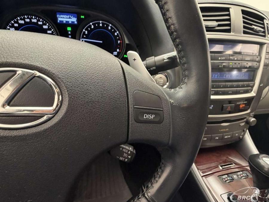 Sarkans Lexus LS 250 2006 Viļņa, ar dzinēja tilpumu 2.50 L un nobraukumu 196 tūkst. km par 5900 €, foto 32 vietnē AUTOMOTO.COM.LV