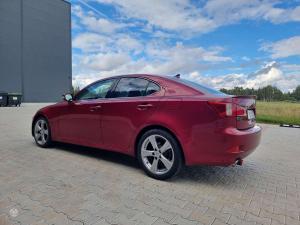 Red Lexus LS 250 2012 in Siauliai, with an engine capacity of 2.50 L and mileage of 214 thousand km for 7500 €, photo 10 on AUTOMOTO.COM.LV