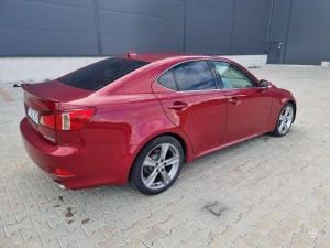 Red Lexus LS 250 2012 in Siauliai, with an engine capacity of 2.50 L and mileage of 214 thousand km for 7500 €, photo 12 on AUTOMOTO.COM.LV