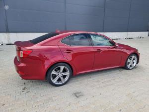 Red Lexus LS 250 2012 in Siauliai, with an engine capacity of 2.50 L and mileage of 214 thousand km for 7500 €, photo 13 on AUTOMOTO.COM.LV