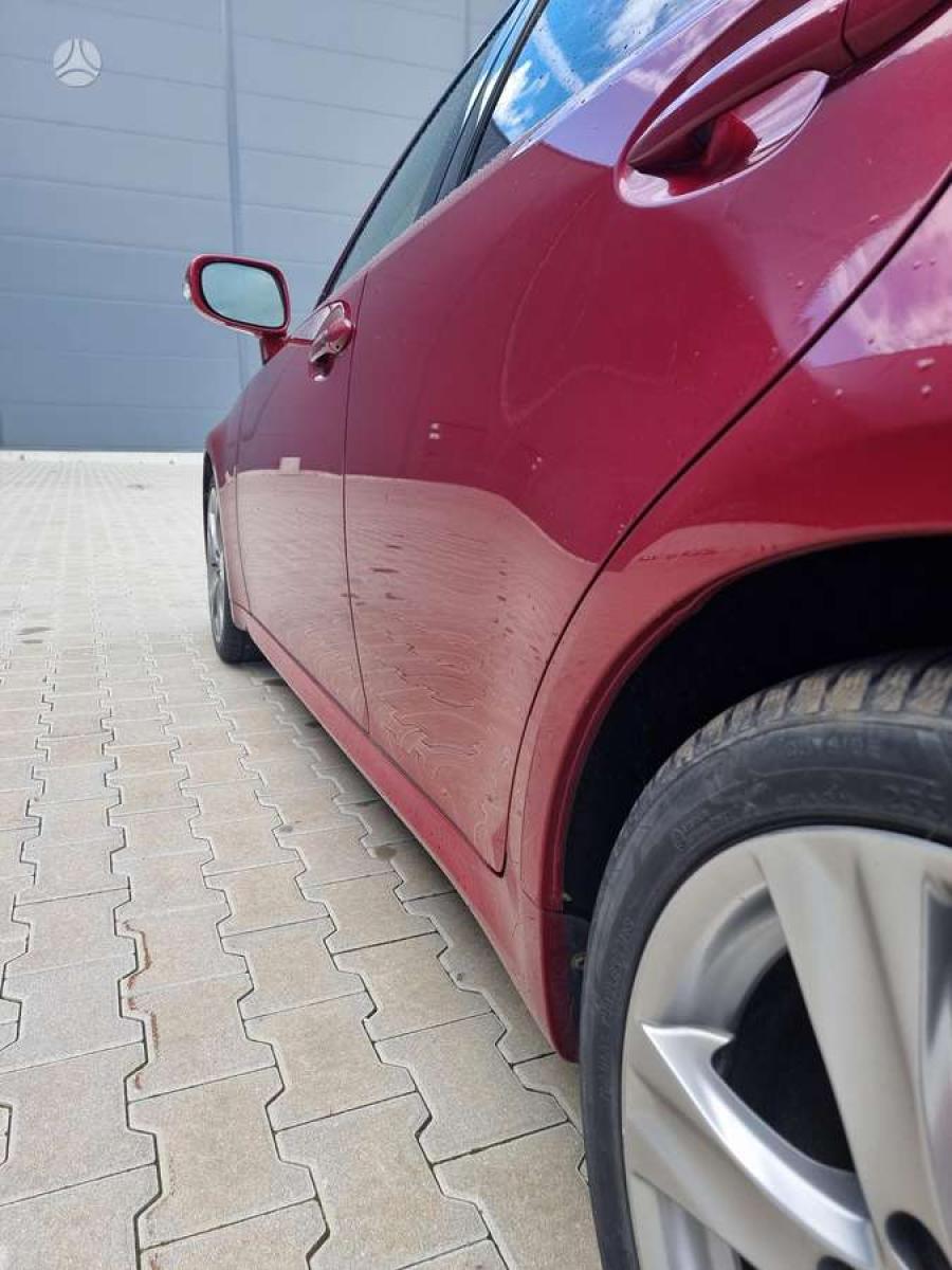 Red Lexus LS 250 2012 in Siauliai, with an engine capacity of 2.50 L and mileage of 214 thousand km for 7500 €, photo 19 on AUTOMOTO.COM.LV