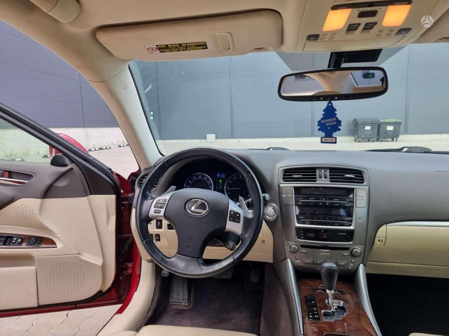Red Lexus LS 250 2012 in Siauliai, with an engine capacity of 2.50 L and mileage of 214 thousand km for 7500 €, photo 21 on AUTOMOTO.COM.LV