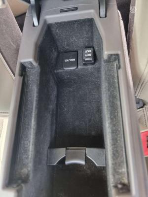 Red Lexus LS 250 2012 in Siauliai, with an engine capacity of 2.50 L and mileage of 214 thousand km for 7500 €, photo 23 on AUTOMOTO.COM.LV