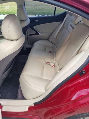Red Lexus LS 250 2012 in Siauliai, with an engine capacity of 2.50 L and mileage of 214 thousand km for 7500 €, photo 30 on AUTOMOTO.COM.LV
