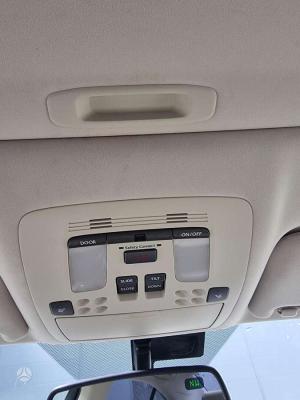 Red Lexus LS 250 2012 in Siauliai, with an engine capacity of 2.50 L and mileage of 214 thousand km for 7500 €, photo 32 on AUTOMOTO.COM.LV