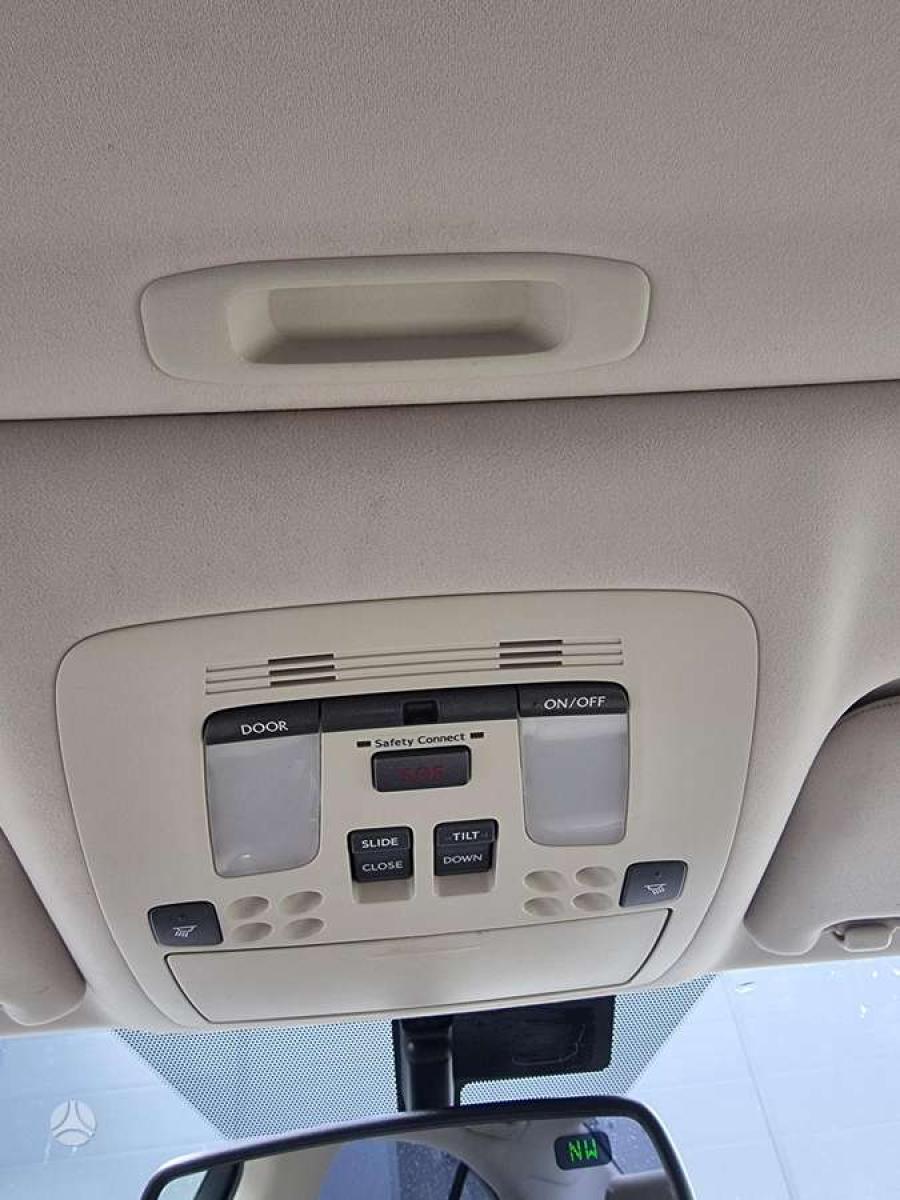 Red Lexus LS 250 2012 in Siauliai, with an engine capacity of 2.50 L and mileage of 214 thousand km for 7500 €, photo 32 on AUTOMOTO.COM.LV