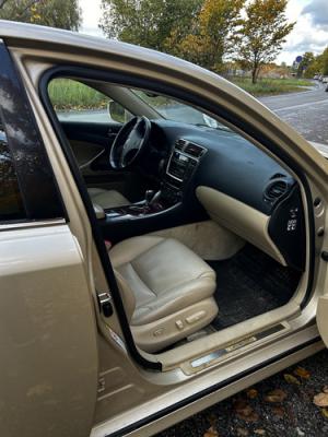 Лексус LS 250 2007 в Таллин, объемом двигателя 0.00 л и пробегом 171 тыс. км за 3900 €, фото 7 на AUTOMOTO.COM.LV