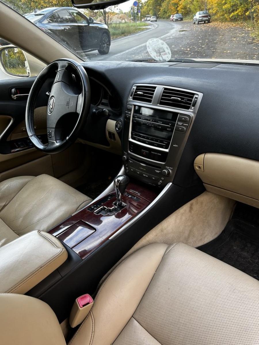 Лексус LS 250 2007 в Таллин, объемом двигателя 0.00 л и пробегом 171 тыс. км за 3900 €, фото 15 на AUTOMOTO.COM.LV
