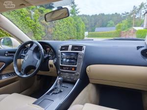 Lexus LS 250 2008 in Anyksciai, with an engine capacity of 2.50 L and mileage of 211 thousand km for 4200 €, photo 6 on AUTOMOTO.COM.LV