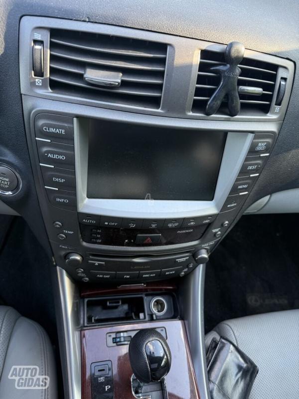 Lexus LS 250 2008 Viļņa, ar dzinēja tilpumu 2.50 L un nobraukumu 198 tūkst. km par 2500 €, foto 3 vietnē AUTOMOTO.COM.LV