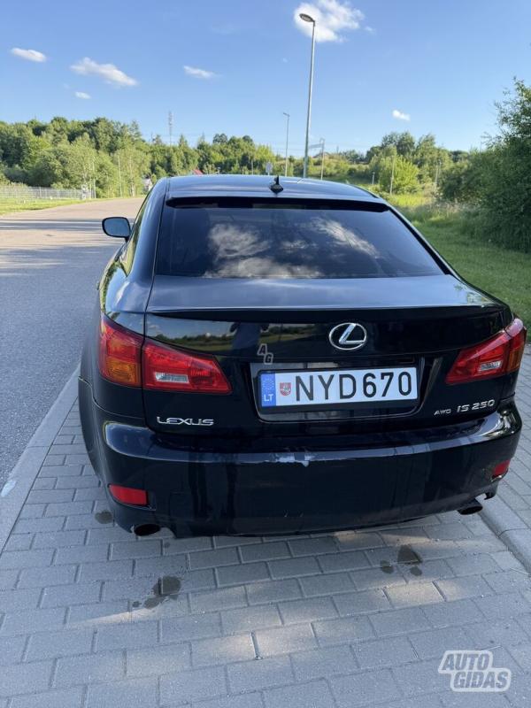 Lexus LS 250 2008 Viļņa, ar dzinēja tilpumu 2.50 L un nobraukumu 198 tūkst. km par 2500 €, foto 9 vietnē AUTOMOTO.COM.LV