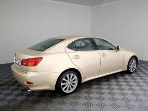 Lexus LS 250 2008 in Tallinn, with an engine capacity of 2.50 L and mileage of 269 thousand km for 3199 €, photo 4 on AUTOMOTO.COM.LV
