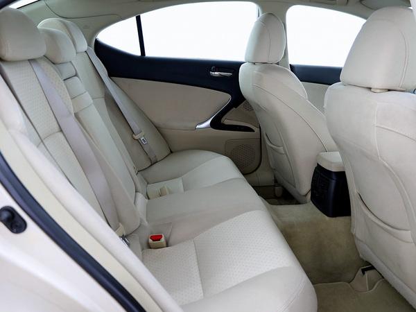 Lexus LS 250 2008 Tallina, ar dzinēja tilpumu 2.50 L un nobraukumu 269 tūkst. km par 3199 €, foto 7 vietnē AUTOMOTO.COM.LV