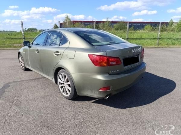 Lexus LS 250 2009 Viļņa, ar dzinēja tilpumu 2.50 L un nobraukumu 223 tūkst. km par 4000 €, foto 3 vietnē AUTOMOTO.COM.LV
