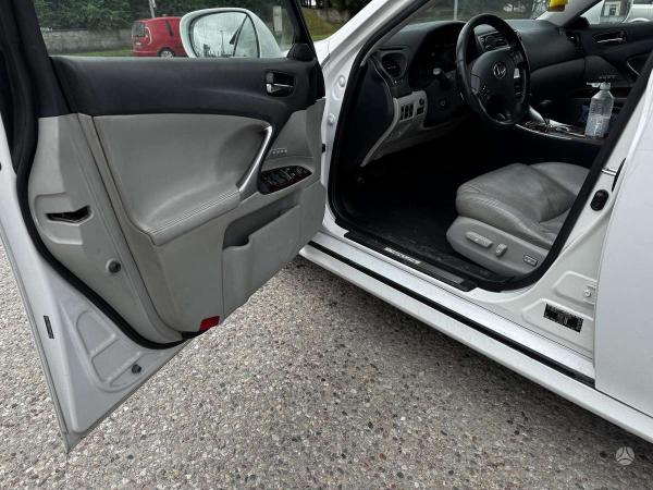 Balts Lexus LS 250 2007 Ukmergė, ar dzinēja tilpumu 2.50 L un nobraukumu 310 tūkst. km par 1450 €, foto 8 vietnē AUTOMOTO.COM.LV