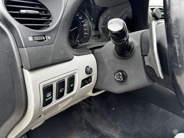 Balts Lexus LS 250 2007 Ukmergė, ar dzinēja tilpumu 2.50 L un nobraukumu 310 tūkst. km par 1450 €, foto 10 vietnē AUTOMOTO.COM.LV