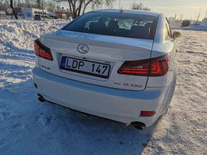 White Lexus LS 250 2009 in Siauliai, with an engine capacity of 2.50 L and mileage of 204 thousand km for 8600 €, photo 4 on AUTOMOTO.COM.LV