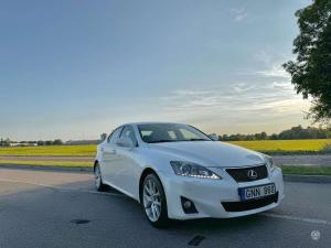 Белый Лексус LS 250 2011 в Каунас, объемом двигателя 2.50 л и пробегом 215 тыс. км за 6900 €, фото  на AUTOMOTO.COM.LV