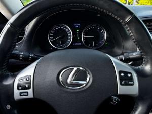 White Lexus LS 250 2011 in Kaunas, with an engine capacity of 2.50 L and mileage of 215 thousand km for 6900 €, photo 13 on AUTOMOTO.COM.LV