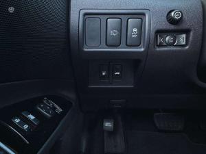 White Lexus LS 250 2011 in Kaunas, with an engine capacity of 2.50 L and mileage of 215 thousand km for 6900 €, photo 15 on AUTOMOTO.COM.LV