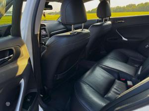 White Lexus LS 250 2011 in Kaunas, with an engine capacity of 2.50 L and mileage of 215 thousand km for 6900 €, photo 30 on AUTOMOTO.COM.LV