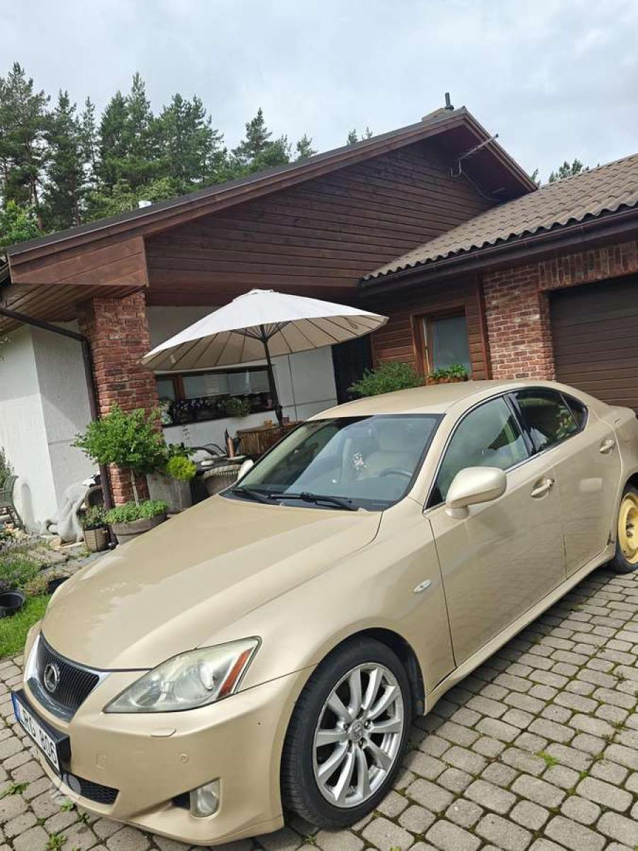 Желтый Лексус LS 250 2006 в Укмерге, объемом двигателя 2.50 л и пробегом 274 тыс. км за 1450 €, фото 10 на AUTOMOTO.COM.LV
