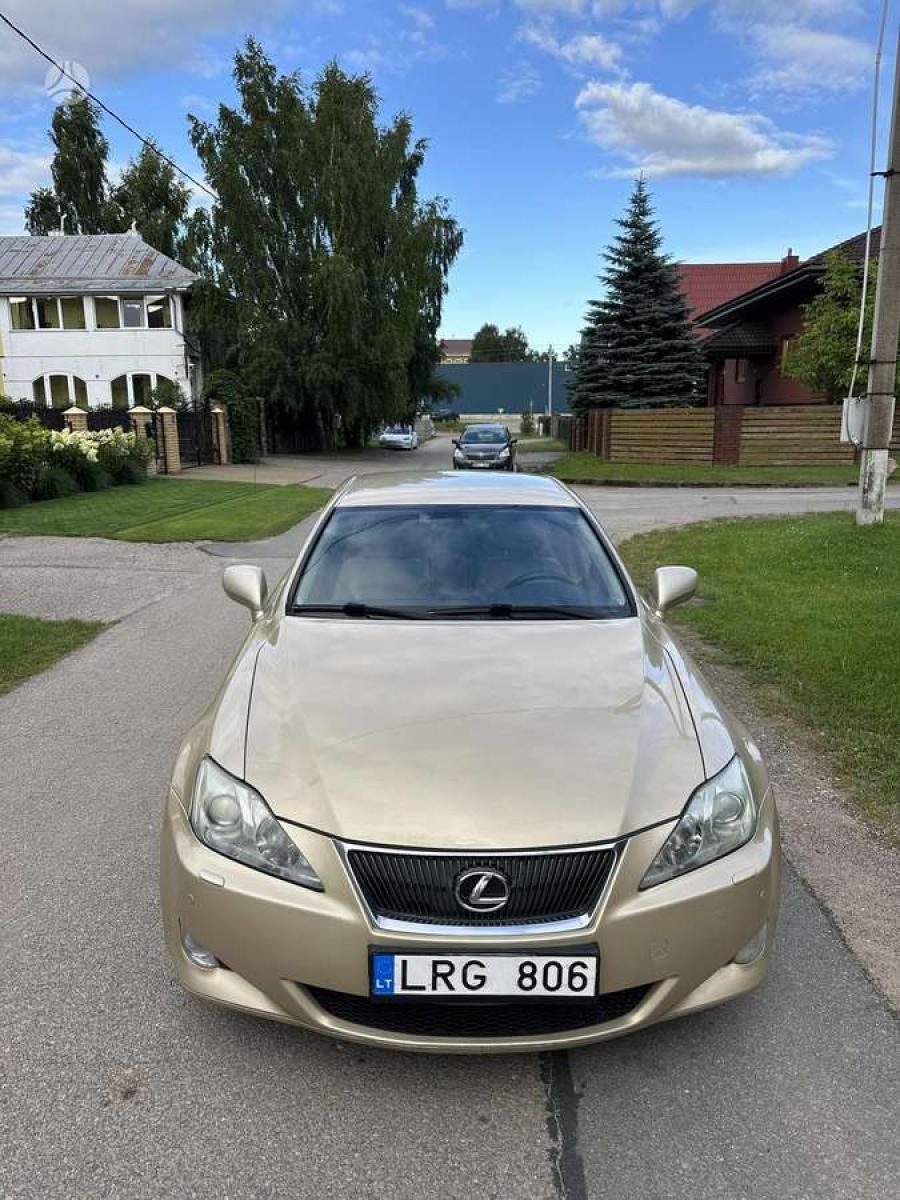 Dzeltens Lexus LS 250 2007 Viļņa, ar dzinēja tilpumu 2.50 L un nobraukumu 273 tūkst. km par 3450 €, foto 1 vietnē AUTOMOTO.COM.LV