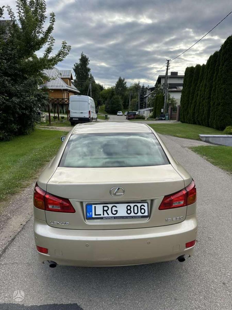 Dzeltens Lexus LS 250 2007 Viļņa, ar dzinēja tilpumu 2.50 L un nobraukumu 273 tūkst. km par 3450 €, foto 6 vietnē AUTOMOTO.COM.LV