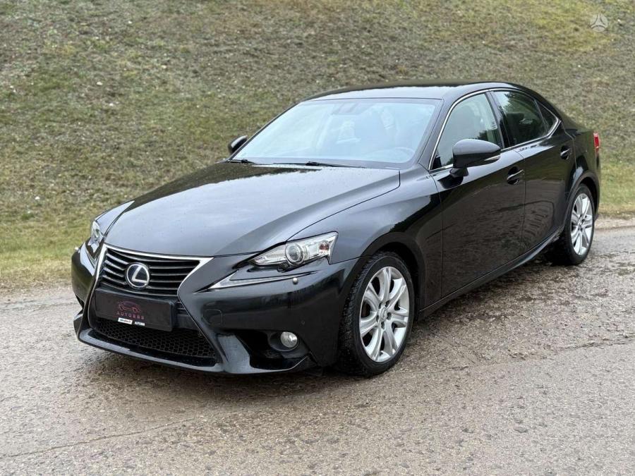 Black Lexus LS 300h 2013 in Vilnius, with an engine capacity of 2.50 L and mileage of 252 thousand km for 12200 €, photo 1 on AUTOMOTO.COM.LV