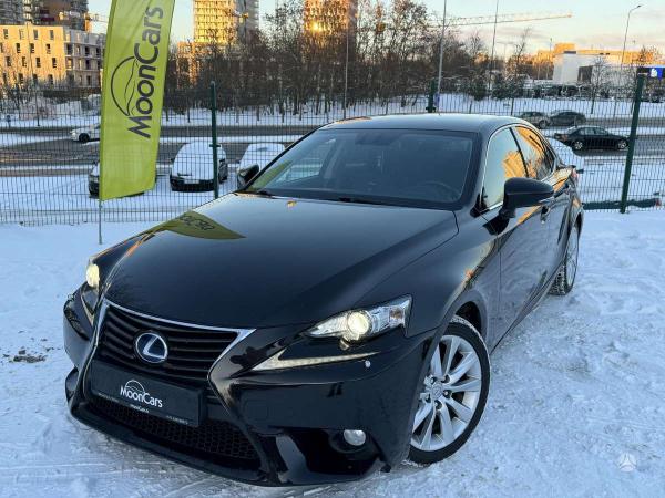 Black Lexus LS 300h 2013 in Vilnius, with an engine capacity of 2.49 L and mileage of 305 thousand km for 11700 €, photo 2 on AUTOMOTO.COM.LV