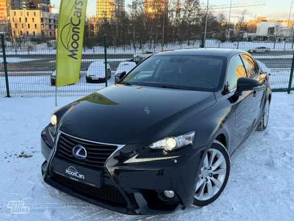 Melns Lexus LS 300h 2013 Viļņa, ar dzinēja tilpumu 2.50 L un nobraukumu 305 tūkst. km par 11500 €, foto 2 vietnē AUTOMOTO.COM.LV