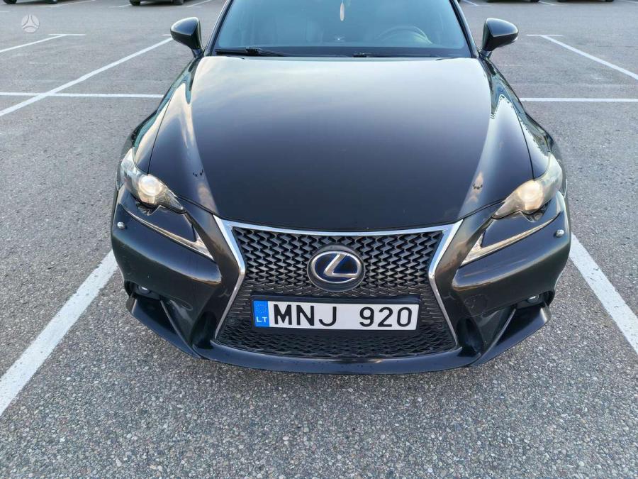 Melns Lexus LS 300h 2013 Viļņa, ar dzinēja tilpumu 2.49 L un nobraukumu 329 tūkst. km par 10000 €, foto 1 vietnē AUTOMOTO.COM.LV
