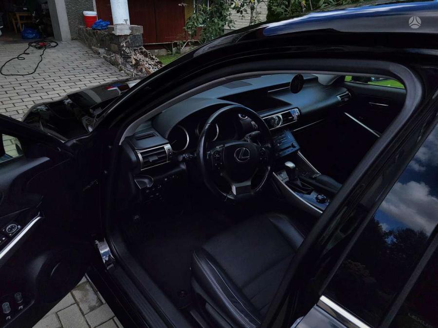 Melns Lexus LS 300h 2013 Klaipėda, ar dzinēja tilpumu 2.49 L un nobraukumu 305 tūkst. km par 11500 €, foto 5 vietnē AUTOMOTO.COM.LV