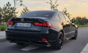 Black Lexus LS 300h 2014 in Vilnius, with an engine capacity of 2.49 L and mileage of 297 thousand km for 13700 €, photo 3 on AUTOMOTO.COM.LV