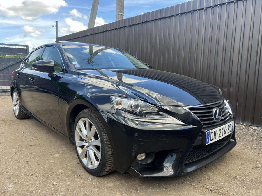 Black Lexus LS 300h 2014 in Kaunas, with an engine capacity of 2.49 L and mileage of 250 thousand km for 7400 €, photo 4 on AUTOMOTO.COM.LV